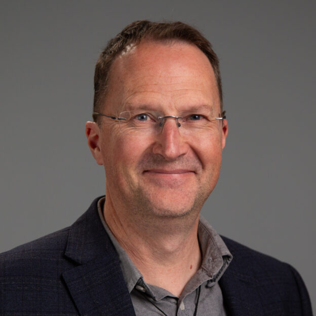 100 Dr Mark Nichols – Leaders & Legends of Online Learning